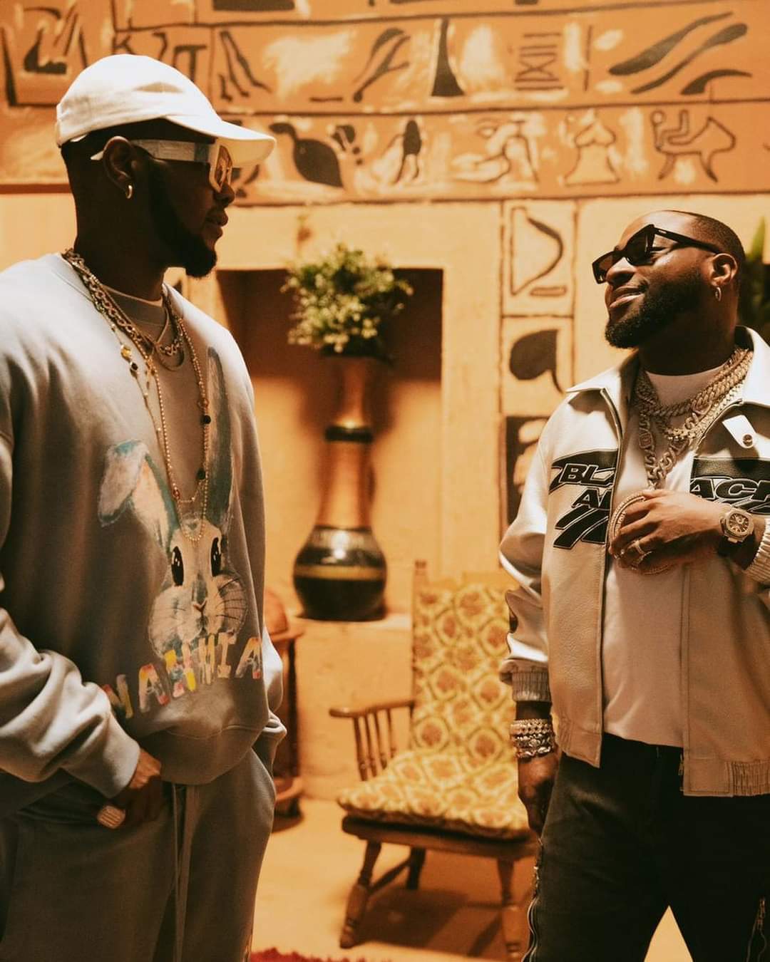 NIGERIAN ICONS KIZZ DANIEL AND DAVIDO RELEASE “TWE TWE” REMIX, SET TO ...